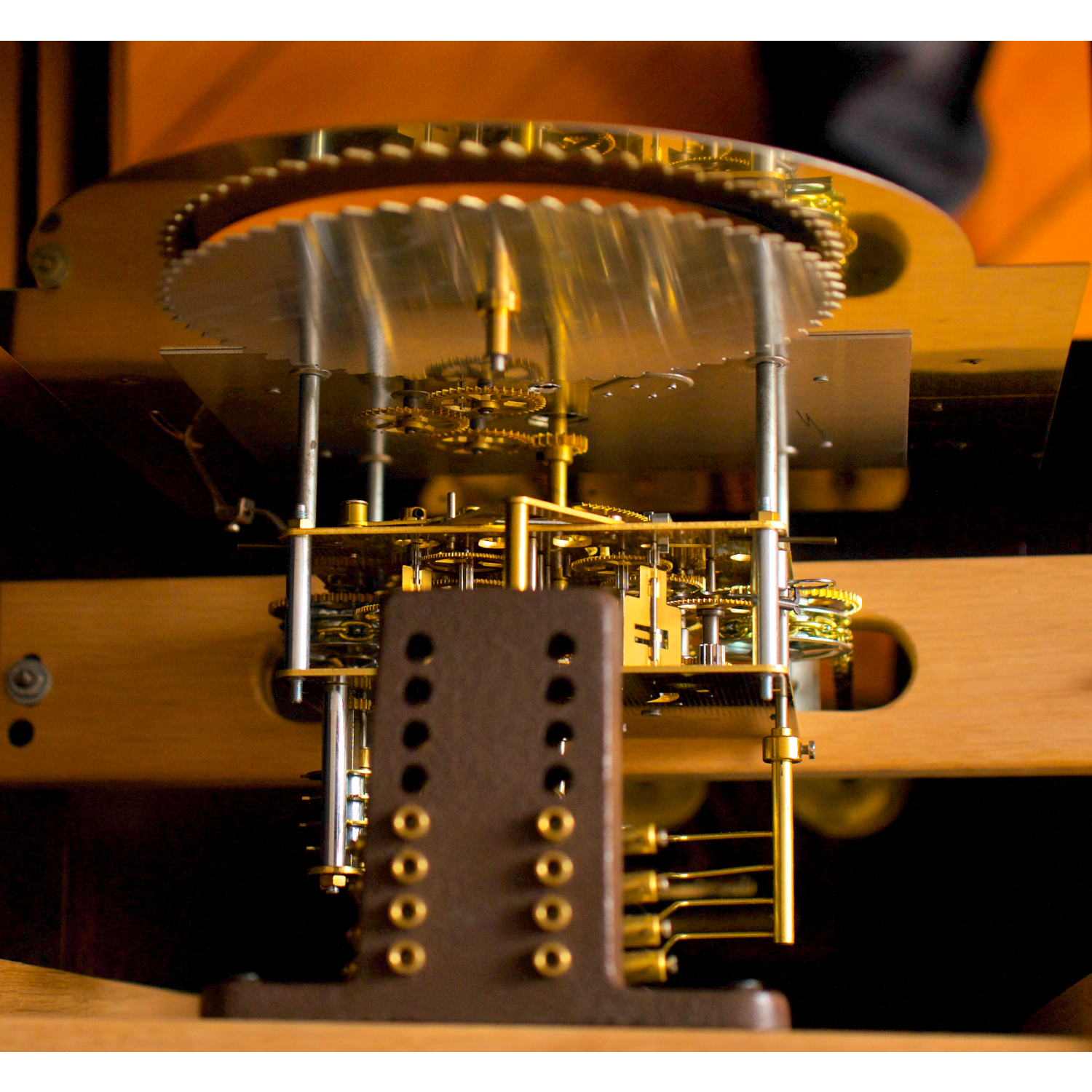 How Do Grandfather Clocks Work? Your Simple Guide